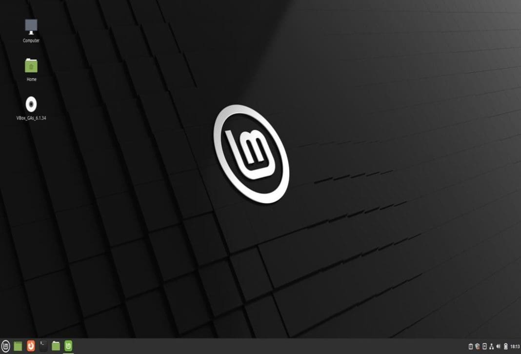 Elementary OS vs. Linux Mint: Which is right for you?
